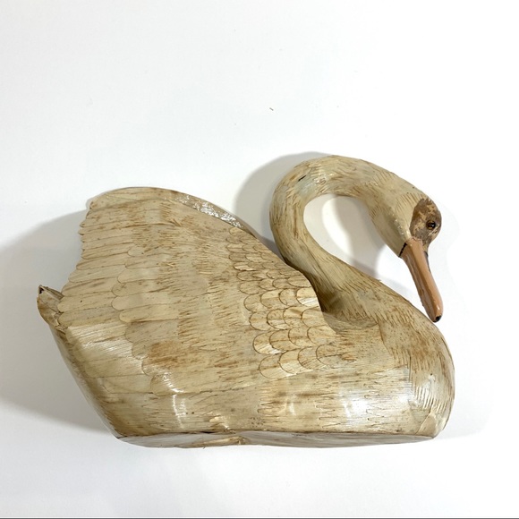 Vintage | Accents | Vintage Straw Reed Handmade Swan Amber Eyes | Poshmark